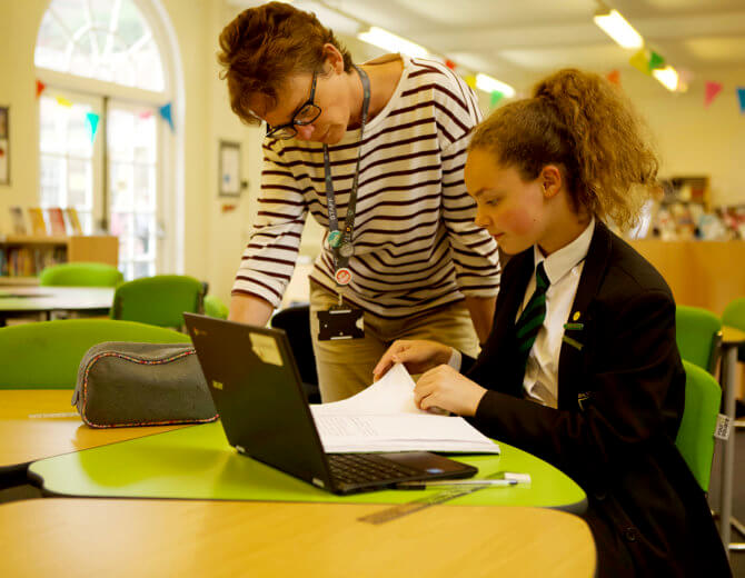 Working at Ashlyns - Ashlyns School