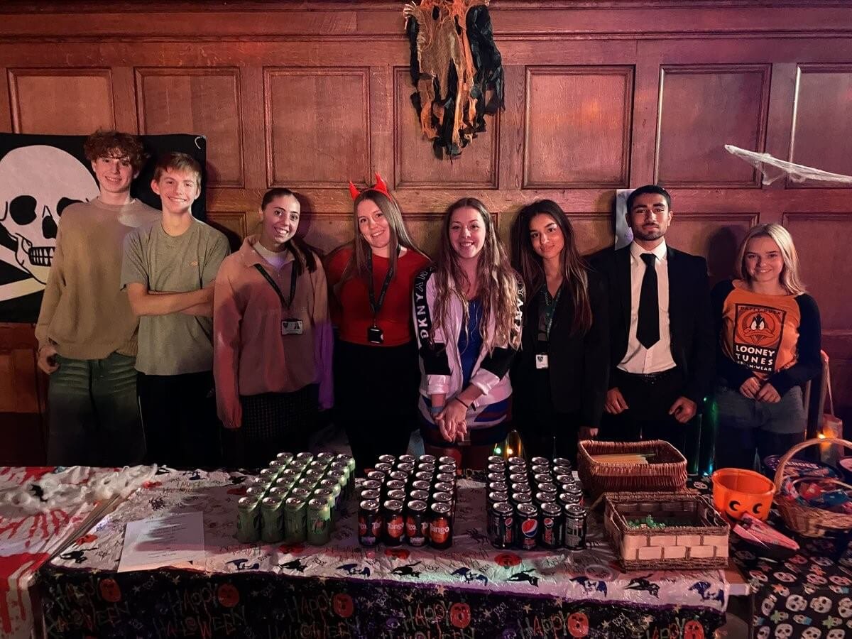 Sixth Form Life - Ashlyns School